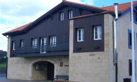 Lemoiz Basque Country Towns And Cities Tourism Euskadi