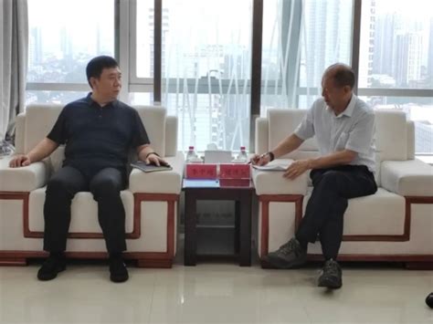 阿拉善盟工业和信息化局 工作动态 李中增率队赴河北省和湖北省考察企业招商引资