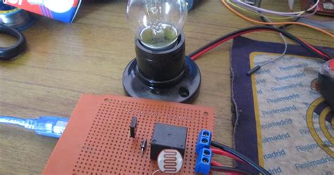 Membuat Alat On Off Lampu Otomatis Menggunakan Sensor Cahaya Ldr