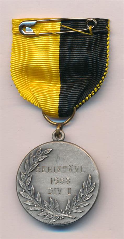 Медаль армейская За отличную стрельбу из пистолета на турнире в Вермланде Швеция 1968