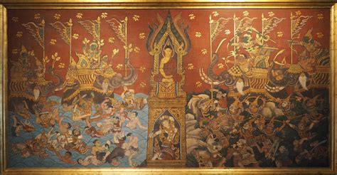 จิตรกรรมสีฝุ่น ลงทอง วาดลงบนไม้สัก อายุ 100 กว่าปี