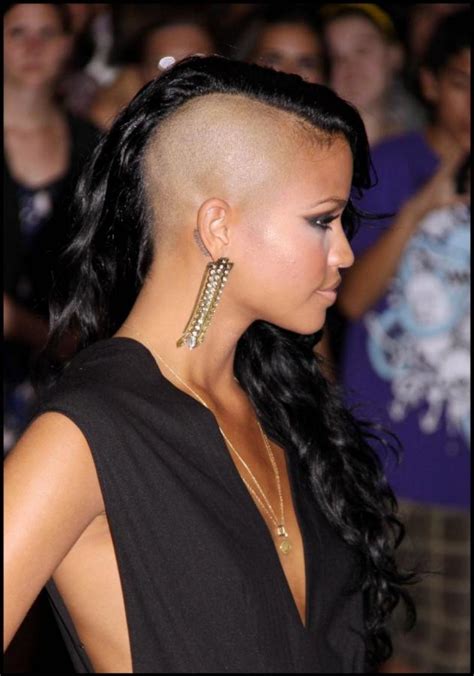 50 Great Cassie Hairstyles Photos Strayhair