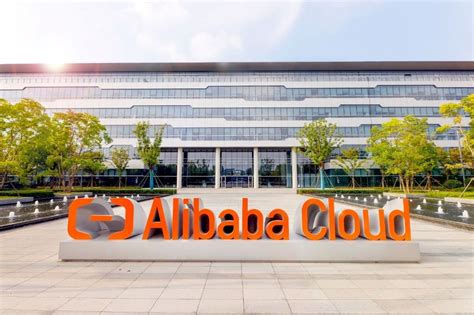 Alibabacloud Thailand Cloudcomputing Digitaltransformation Nudttawunn Srithongkull