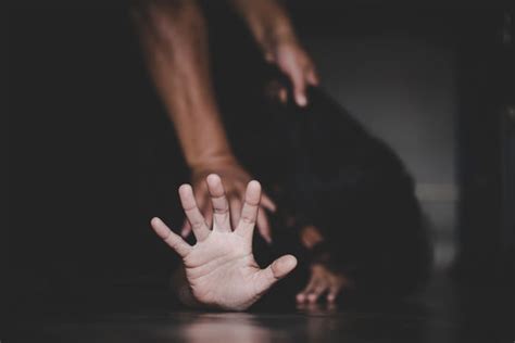 تجاوز جنسی و اقدامات ضروری بعد از تجاوز نشانه های تجاوز به کودک مجله سلامت دکترتو