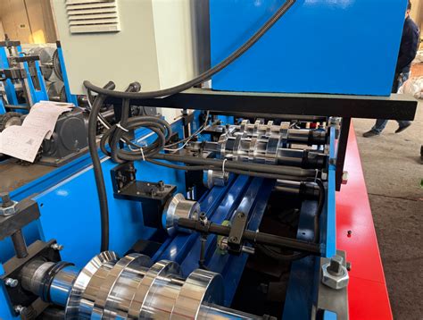 90 Degree Horizontal Hanging Board Wall Cladding Panel Roll Forming Machine