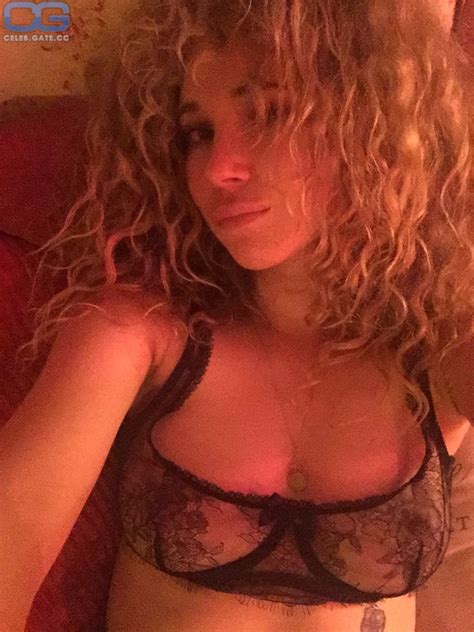 Juno Temple Nude Pictures Onlyfans Leaks Playboy Photos Sex Scene Uncensored