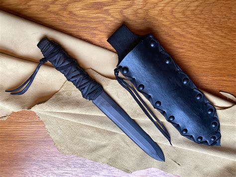 Chisel Tailed Knife And Leather Sheath Etsy
