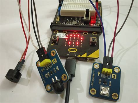 Motion Detector Alarm Using Microbit