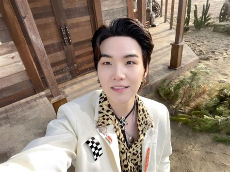 Bts Community Posts 윤기가 컨셉이 이런거 아님ㅋㅋㅋ