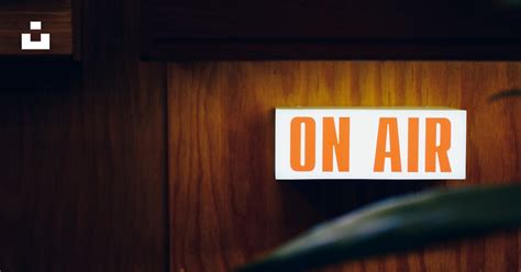 빨간색과 흰색 금연 표지판 사진 Unsplash의 무료 기호 이미지