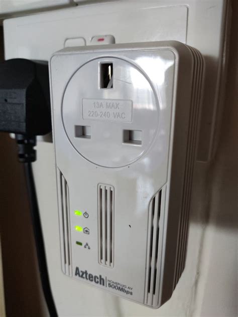 Aztech Hl115ep Homeplug Av 500mbps With Ac Pass Through Computers