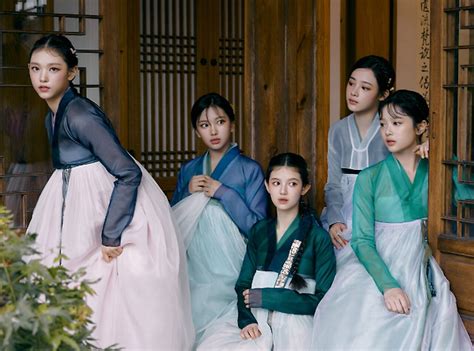 한복 입고 너무 예뻐 난리난 연예인한복 입고 태어난듯한복 자태 모음 어썸클