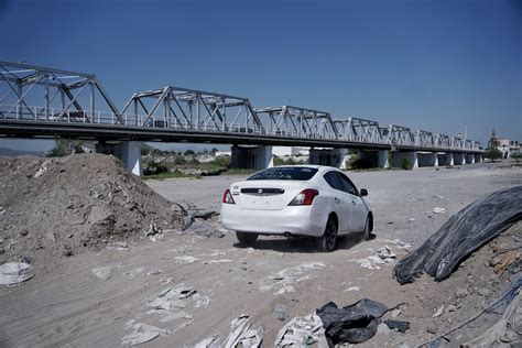 Reabren Paso Vehicular Bajo El Puente Plateado En Vado Del Río Nazas