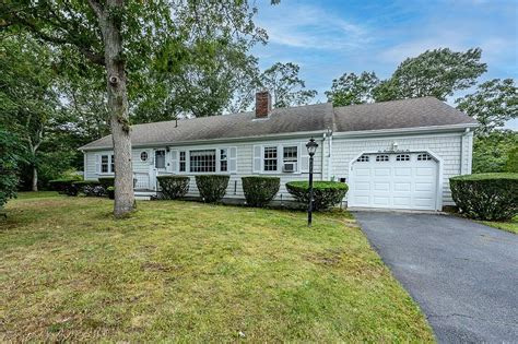 236 Compass Cir Barnstable Ma 02630 Zillow