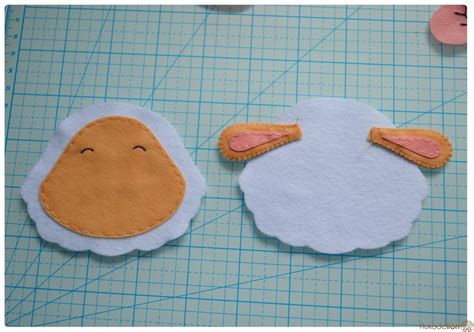 Овечка из фетра на мобиль