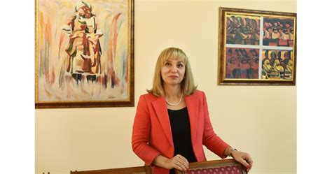 Омбудсманът предлага зрелостниците да ходят пак на матура при лоша оценка