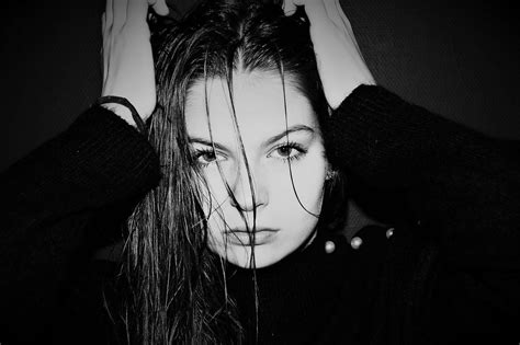 Susies Modeling Portfolio Susie Had A Great Beach Day Yesterday