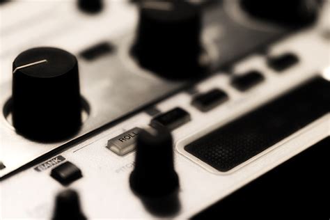 Understanding Phase Locked Loop Transient Response Technical Articles