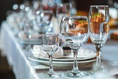 Guía Para Ser Un Buen Anfitrión Consejos Para Recibir En Casa