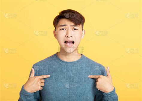 一个绝望的年轻人的肖像
