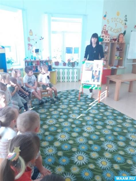 Аппликация в средней группе «Осенняя ваза 7 фото Воспитателям детских садов школьным