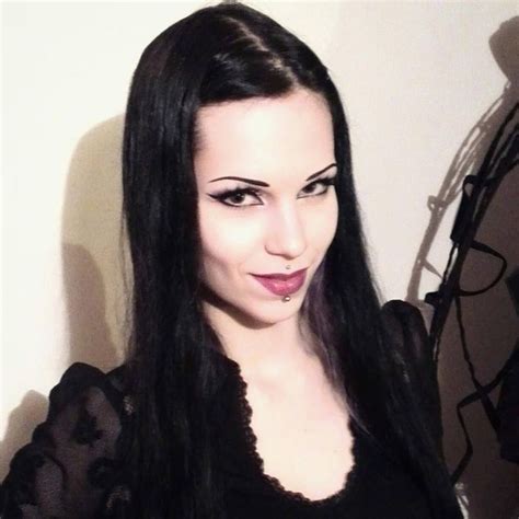 Milena Velba фото