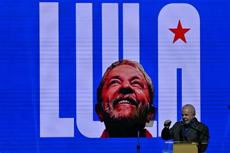 No último Grande Ato De Campanha Lula Reforça Confiança Em Vitória No