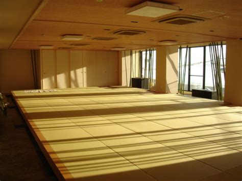 つつ井旅館 僕たちの家から