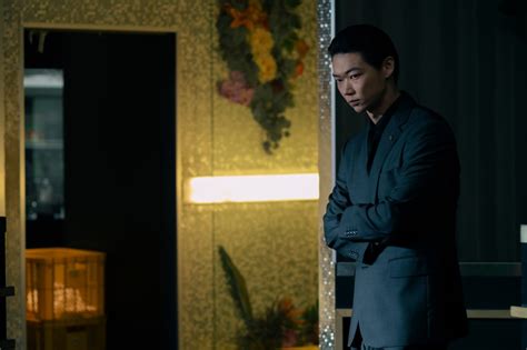 Tokyo Vice Season 2 Premiere Ansel Elgort On Jakes Sex With Misaki