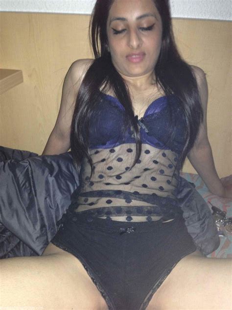 Punjabi Indian Girl Exposing Lusty Sex Indian Girls Club