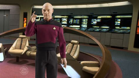 Star Trek The Next Generation Captain Picard 16 Scale Figure By Qmx
