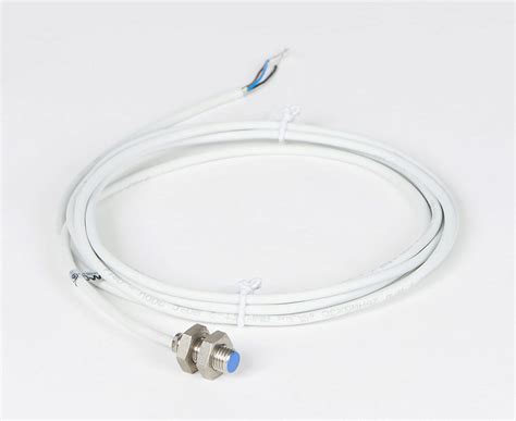 Inductive Proximity Sensor 8mm Diameter X 20 3mm Body 2mm Range PN AES CN 3A AutomationDirect