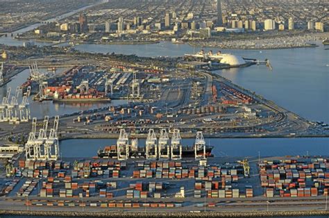Book Explores History People Behind Port Of Long Beach Press Telegram