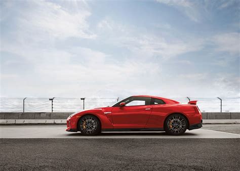 Its Back 2023 Will See The Return Of The Nissan Gt R