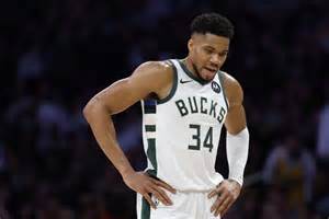Bucks Giannis Face Thought Of A Lost Season What Does That Mean For