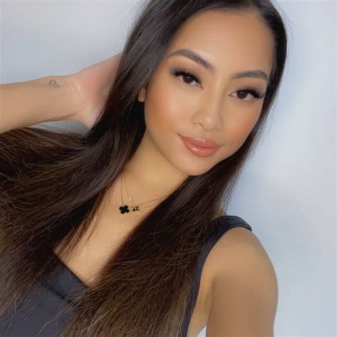 Kiana Youtube