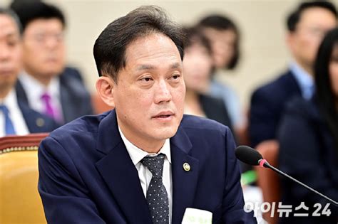 헌법재판관 임명 반발⋯방통위원장 직무대행 사직서 제출