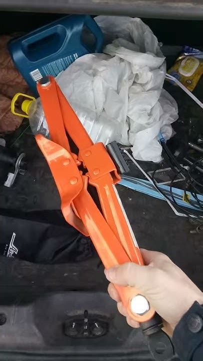 Как доработать заводской домкрат на Ладу Весту - YouTube