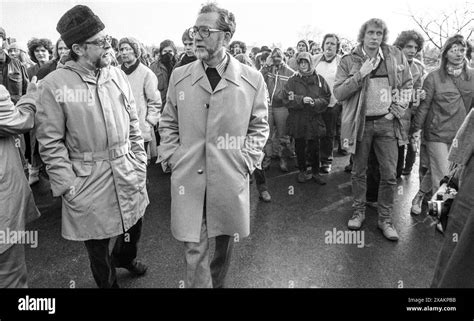 Erhard Eppler Visits The Actions Of The Peace Movement At The Edge Of