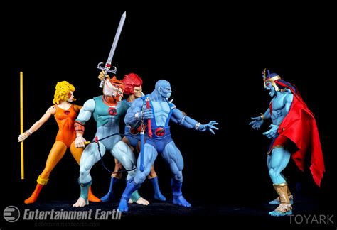 Mezco Mega Scale Thundercats Tygra Toyark Photo Shoot The Toyark News