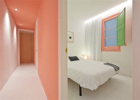 Casa Uncovers Vaulted Brick Ceiling In This Holiday Home