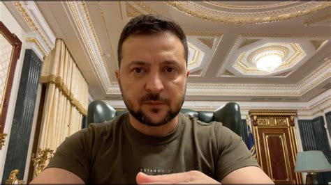 Маємо результат у роботі над гарантіями безпеки Звернення Володимира Зеленського жестова мова