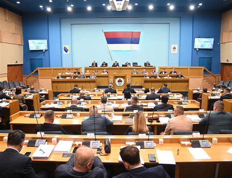 Srna ИЗГРАДЊА АЕРОДРОМА У TРЕБИЊУ ОД ОПШtЕГ ИНtЕРЕСА