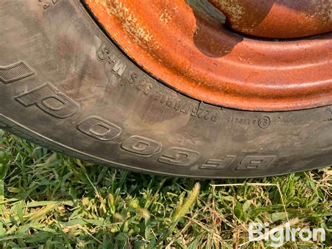 International 12 Chisel Agriculture Bigiron