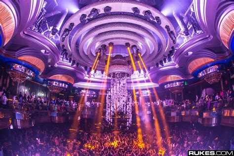 40 Insane Photos Of Omnia Las Vegas The Strips Newest Nightclub At