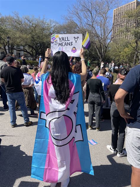 In Photos Trans Rights Activists Protest Outside The Governors