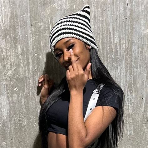 Her Iam Miya On Threads