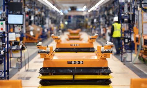 Take A Look Inside Fcas New Mack Assembly Plant Moparinsiders