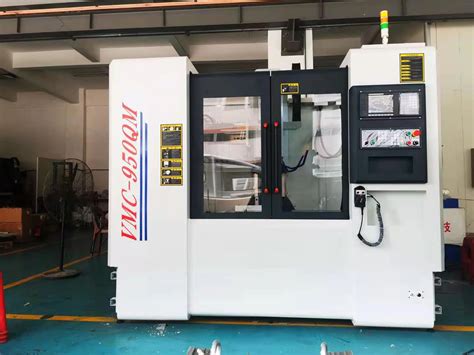 Axis Milling High Precision CNC Machine For Metal Processing