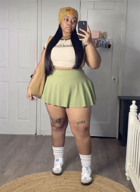 Pin By Xystories On Fashion Plus Size Baddie Outfits Pretty Girl